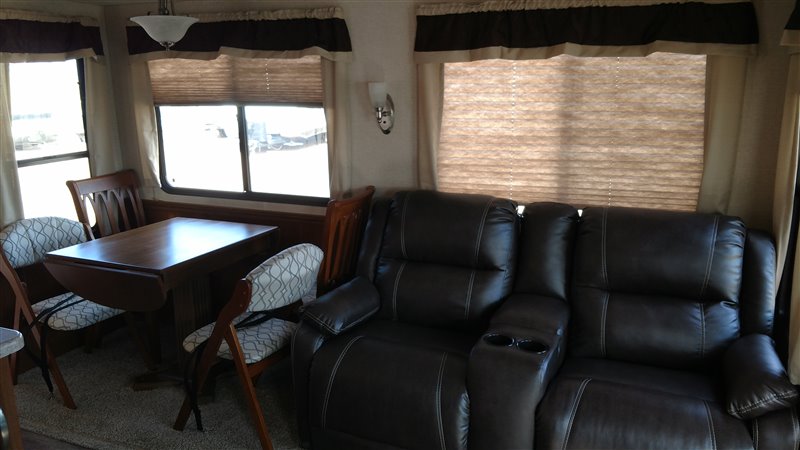 NEW 2018 Forest River RV Blue Ridge Cabin Edition 304SR Fifthwheel ...