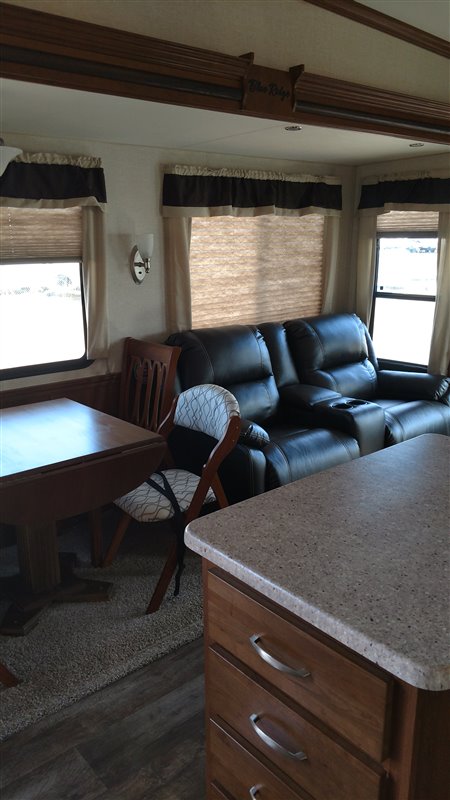 NEW 2018 Forest River RV Blue Ridge Cabin Edition 304SR Fifthwheel ...