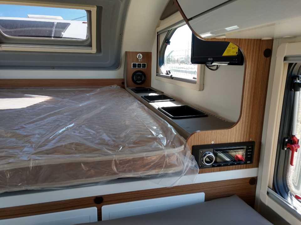 NEW 2020 Pleasant Valley Cirrus 720 Cab Over Camper Stock # 1259 for ...